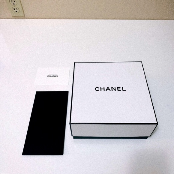 CHANEL | Accents | Authentic Chanel Giftpackaging Box With Cards | Poshmark